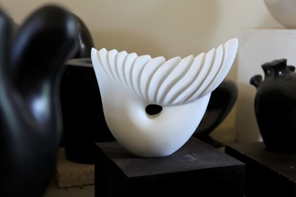 Woman of Strength: Han Sai Por, Singapore’s Iconic Sculptor - Artitute ...